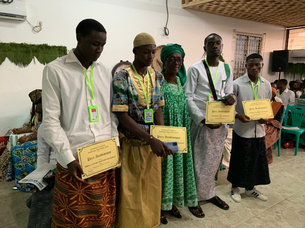 Excellence académique: l'Association Ngon'a Bon'Ebele rend hommage à S ...